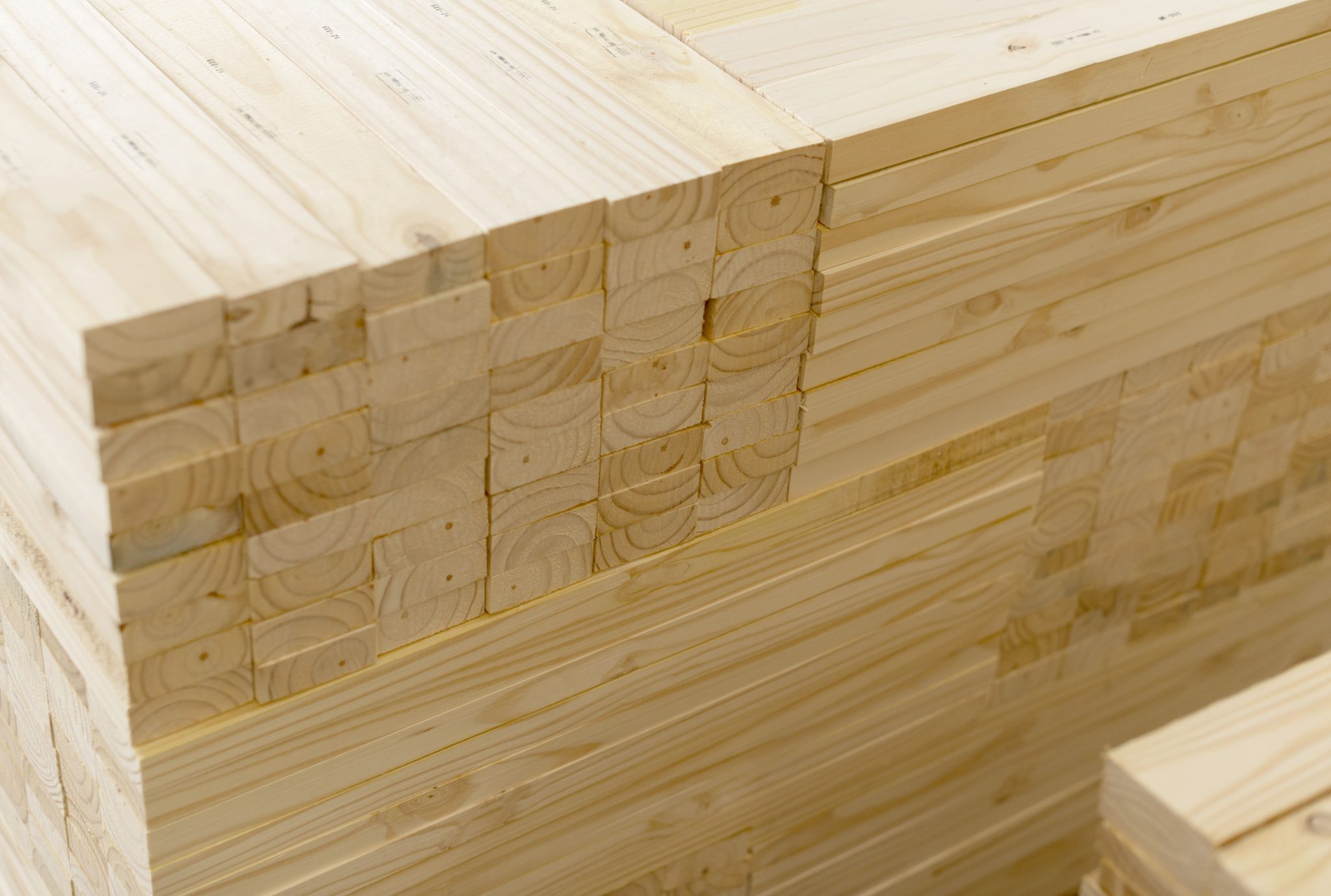 Madeira serrada e tratada - Pinustan Ind e Com. de Madeiras Ltda